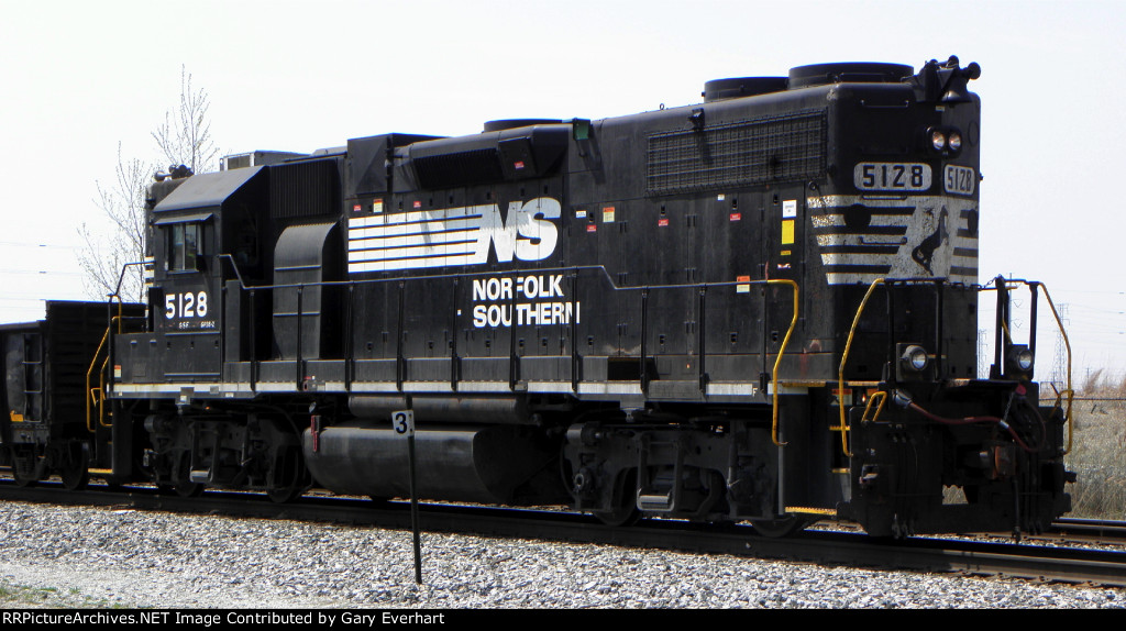 NS 5128